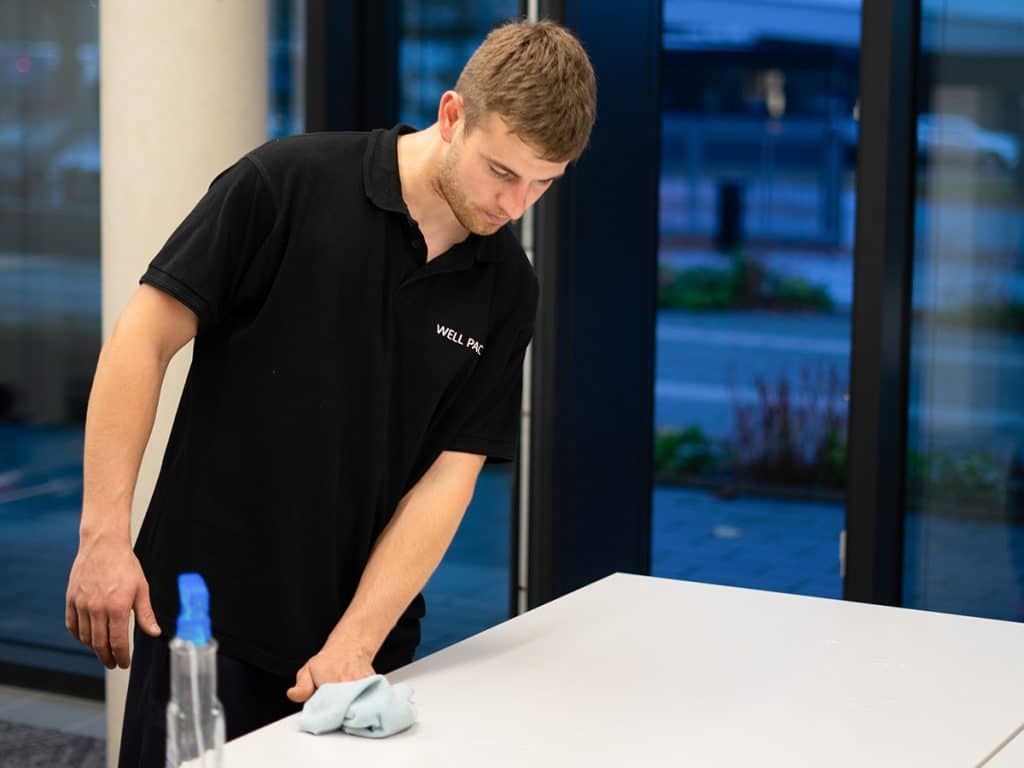 WELL PACK services at every step: transportation, pickup, assembly ...